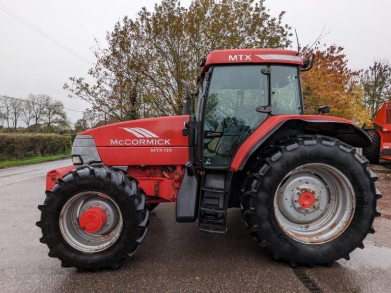 MCCORMICK MTX135 TRACTOR – World Machinery Equipment